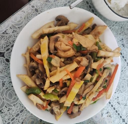 油面筋炒素怎么做_油面筋炒素的家常做法-第2张图片-山城妙识