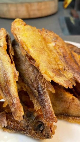 干黄鱼怎么做好吃_干黄鱼的家常做法大全-第2张图片-山城妙识