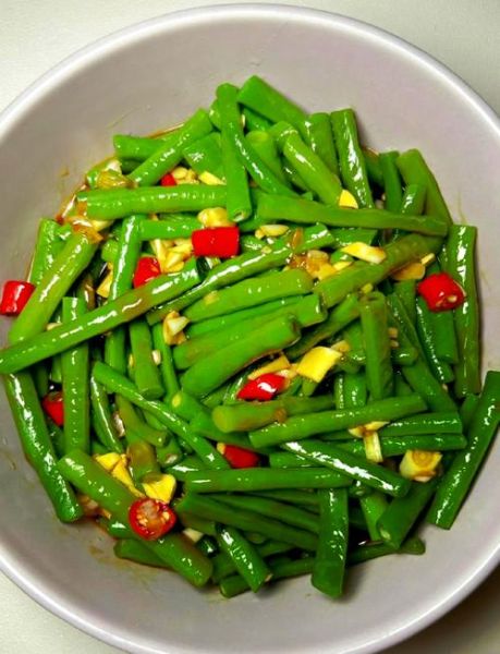 凉拌豇豆要煮多久_焯水几分钟才脆绿-第1张图片-山城妙识 凉拌豇豆要煮多久_焯水几分钟才脆绿-第1张图片-山城妙识
