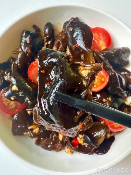 凉拌黑木耳怎么做_黑木耳焯水几分钟才脆-第2张图片-山城妙识 凉拌黑木耳怎么做_黑木耳焯水几分钟才脆-第2张图片-山城妙识