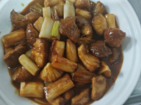 猴头菇配什么菜炒着吃_猴头菇炒什么最香-第2张图片-山城妙识 猴头菇配什么菜炒着吃_猴头菇炒什么最香-第2张图片-山城妙识