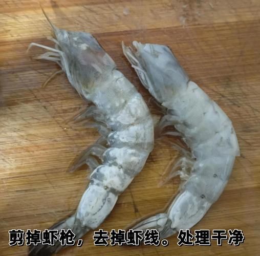油焖大虾怎么做_油焖大虾用不用焯水-第1张图片-山城妙识