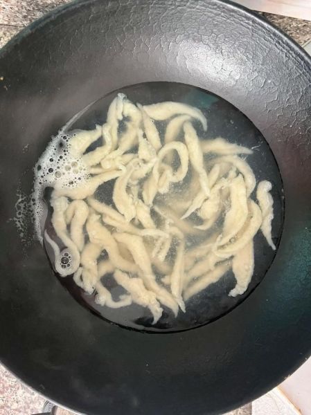 小鱼面疙瘩怎么做_小鱼面疙瘩为什么火-第1张图片-山城妙识 小鱼面疙瘩怎么做_小鱼面疙瘩为什么火-第1张图片-山城妙识