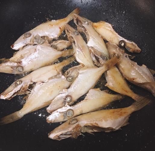 剥皮鱼为什么要剥皮_剥皮鱼怎么处理干净-第2张图片-山城妙识