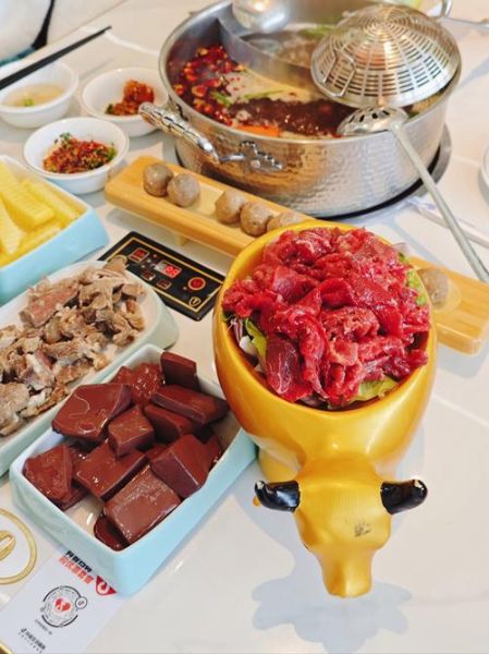 牛肉火锅配菜有哪些_牛肉火锅配菜怎么选-第2张图片-山城妙识