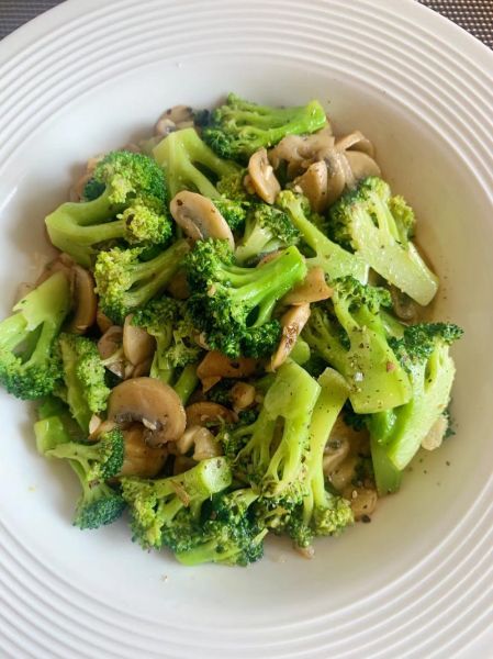 蘑菇怎么炒才好吃_家常蘑菇做法大全-第3张图片-山城妙识