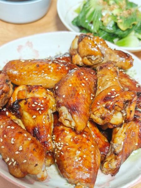 家常鸡翅怎么做才好吃_鸡翅怎么腌制才入味-第2张图片-山城妙识 家常鸡翅怎么做才好吃_鸡翅怎么腌制才入味-第2张图片-山城妙识