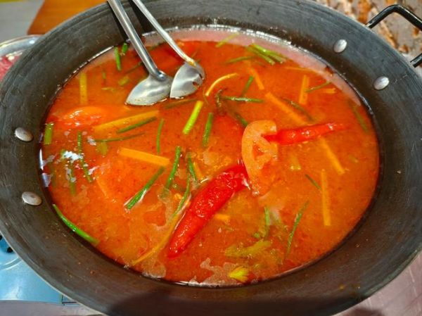 酸汤牛肉火锅怎么做_正宗贵州酸汤配方-第2张图片-山城妙识 酸汤牛肉火锅怎么做_正宗贵州酸汤配方-第2张图片-山城妙识