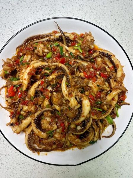 家常鱿鱼怎么做才嫩_家常鱿鱼焯水还是直接炒-第1张图片-山城妙识 家常鱿鱼怎么做才嫩_家常鱿鱼焯水还是直接炒-第1张图片-山城妙识