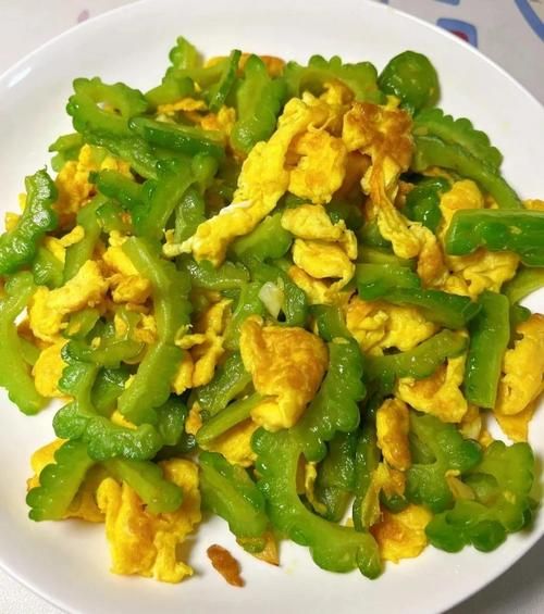 怎么炒苦瓜不苦又好吃_苦瓜怎么炒简单家常-第1张图片-山城妙识