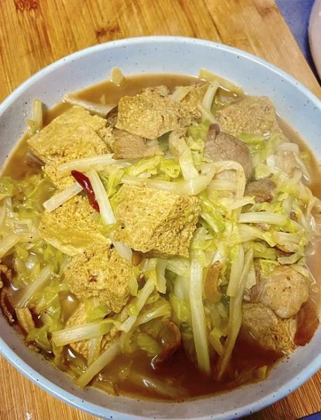 冻豆腐怎么做才好吃_冻豆腐的家常做法-第1张图片-山城妙识