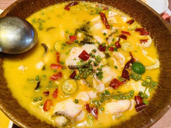 泡椒酸菜鱼的家常做法_酸菜鱼怎么做好吃-第3张图片-山城妙识