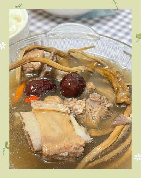 茶树菇和什么煲汤最好喝_茶树菇煲汤搭配推荐-第1张图片-山城妙识