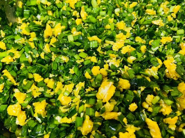 韭菜鸡蛋饺子馅怎么调才香_韭菜鸡蛋饺子馅的窍门-第1张图片-山城妙识 韭菜鸡蛋饺子馅怎么调才香_韭菜鸡蛋饺子馅的窍门-第1张图片-山城妙识