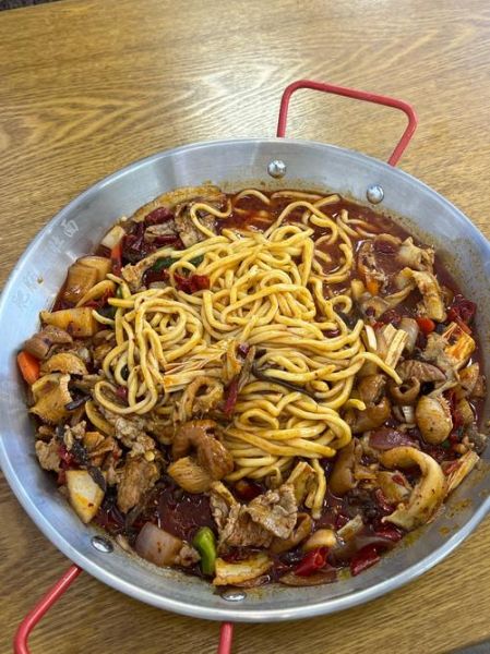 肥肠面怎么做好吃_肥肠面做法详细步骤-第3张图片-山城妙识 肥肠面怎么做好吃_肥肠面做法详细步骤-第3张图片-山城妙识