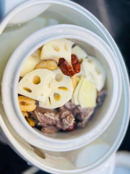 莲藕煲汤的做法大全_莲藕和什么一起煲汤最好-第3张图片-山城妙识 莲藕煲汤的做法大全_莲藕和什么一起煲汤最好-第3张图片-山城妙识