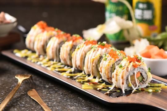 金枪鱼沙拉寿司怎么做_金枪鱼沙拉寿司热量高吗-第3张图片-山城妙识