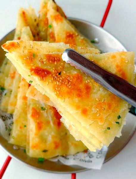 烫面饼怎么做又软又好吃_烫面饼的秘诀-第1张图片-山城妙识