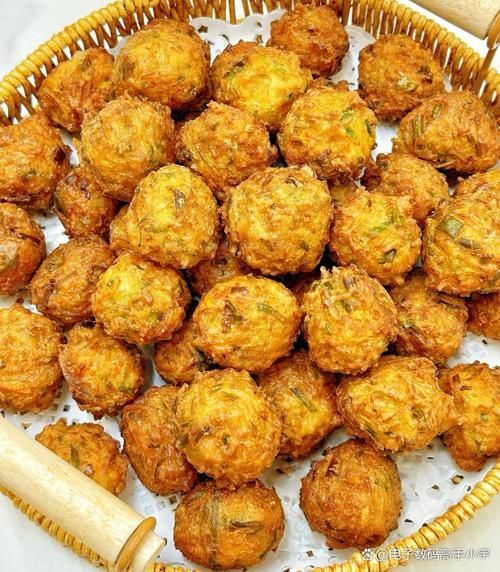 素炸萝卜丝丸子怎么做_萝卜丝丸子不松散技巧-第3张图片-山城妙识