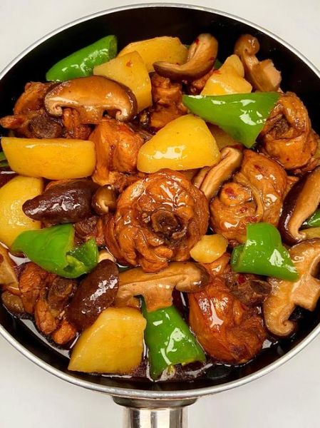 鸡腿怎样炖又嫩又好吃_鸡腿炖多久才入味-第1张图片-山城妙识