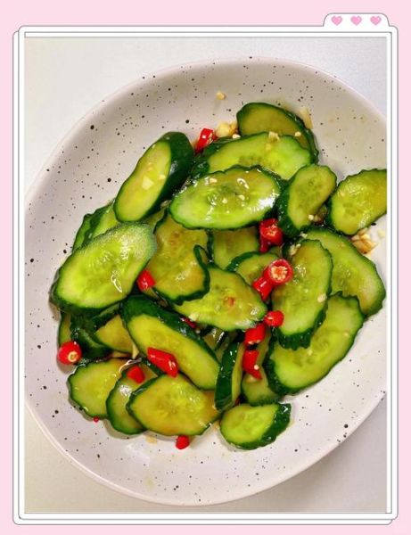 正宗凉拌黄瓜怎么做_凉拌黄瓜要不要焯水-第2张图片-山城妙识 正宗凉拌黄瓜怎么做_凉拌黄瓜要不要焯水-第2张图片-山城妙识