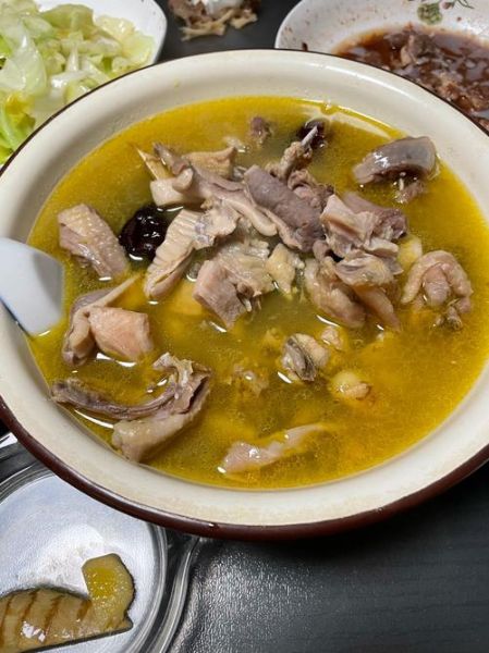 猪肚鸡的功效与作用_孕妇能吃吗-第3张图片-山城妙识 猪肚鸡的功效与作用_孕妇能吃吗-第3张图片-山城妙识