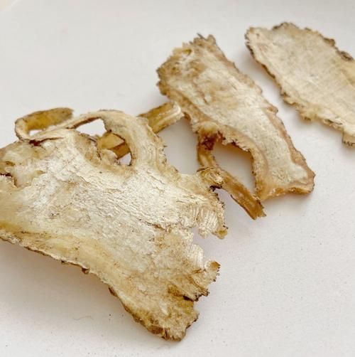 当归长什么样_当归图片如何鉴别真假-第3张图片-山城妙识 当归长什么样_当归图片如何鉴别真假-第3张图片-山城妙识