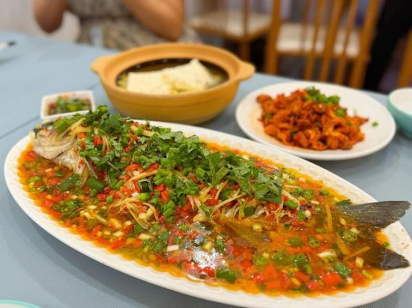 泡椒跳水鱼怎么做_泡椒跳水鱼最正宗的做法-第2张图片-山城妙识 泡椒跳水鱼怎么做_泡椒跳水鱼最正宗的做法-第2张图片-山城妙识