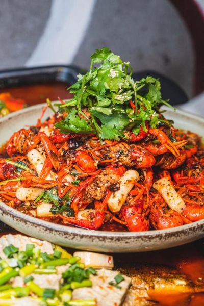 小龙虾吃什么_小龙虾吃什么食物最好-第2张图片-山城妙识 小龙虾吃什么_小龙虾吃什么食物最好-第2张图片-山城妙识