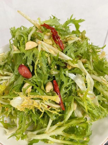 苦菊怎么做好吃_苦菊凉拌还是清炒更营养-第1张图片-山城妙识