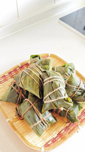 家常肉粽子怎么做_肉粽子配料有哪些-第3张图片-山城妙识 家常肉粽子怎么做_肉粽子配料有哪些-第3张图片-山城妙识