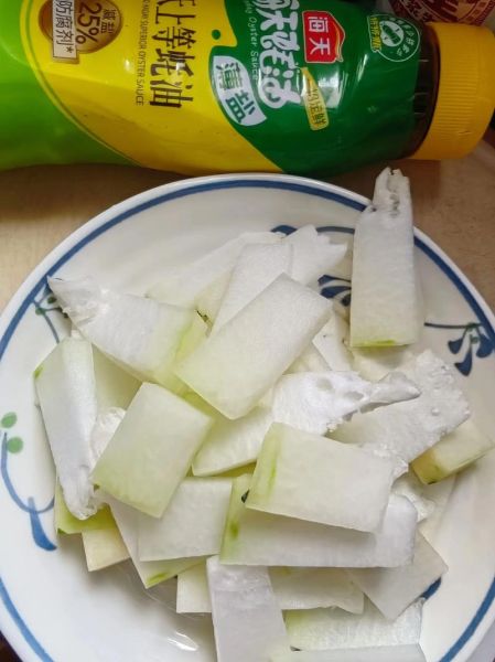 蚝油烧冬瓜怎么做_蚝油冬瓜的家常做法-第2张图片-山城妙识 蚝油烧冬瓜怎么做_蚝油冬瓜的家常做法-第2张图片-山城妙识