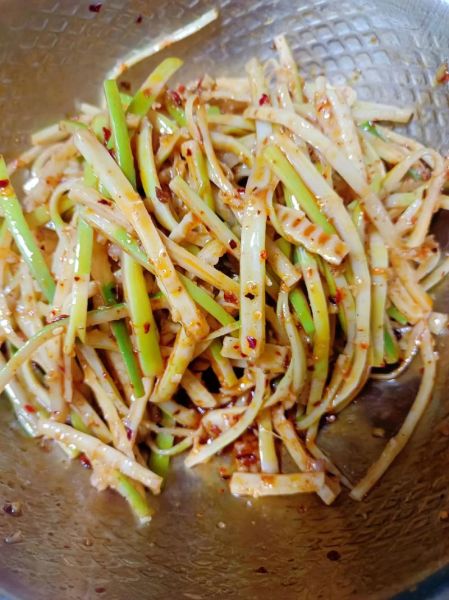 凉拌笋干怎么做好吃_家常做法大全-第2张图片-山城妙识 凉拌笋干怎么做好吃_家常做法大全-第2张图片-山城妙识