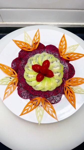 水果摆盘怎么简单又漂亮_水果摆盘需要哪些工具-第3张图片-山城妙识 水果摆盘怎么简单又漂亮_水果摆盘需要哪些工具-第3张图片-山城妙识