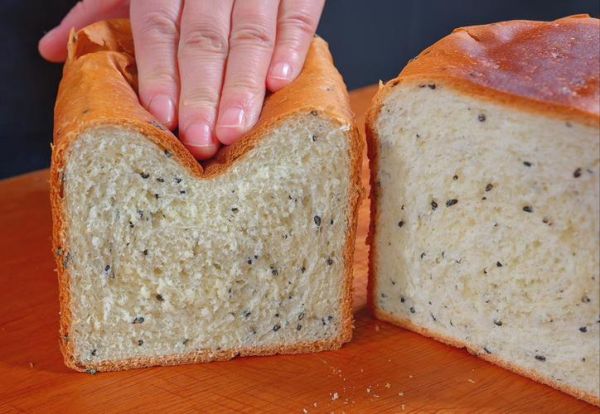 新手做面包要准备什么材料_面包的简单做法视频-第2张图片-山城妙识 新手做面包要准备什么材料_面包的简单做法视频-第2张图片-山城妙识