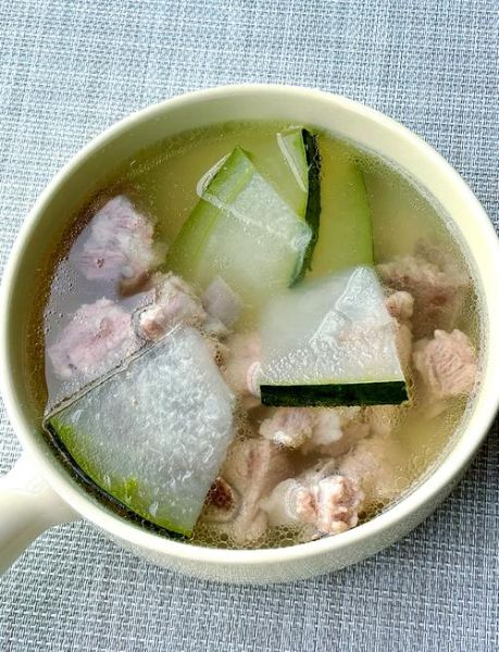 家常清炖冬瓜汤怎么做_冬瓜汤去腥技巧-第1张图片-山城妙识