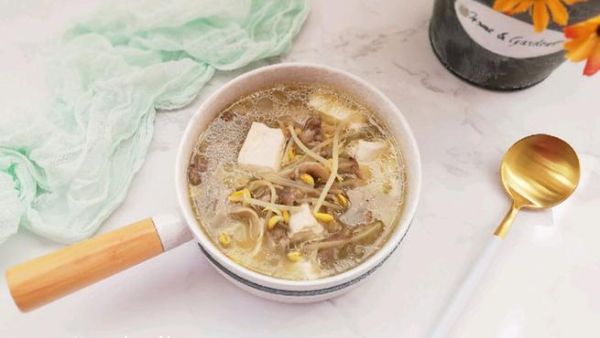 豆芽三鲜汤怎么做_豆芽三鲜汤需要焯水吗-第1张图片-山城妙识 豆芽三鲜汤怎么做_豆芽三鲜汤需要焯水吗-第1张图片-山城妙识