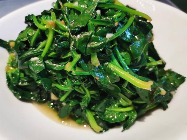 凉拌菠菜能放蒜和醋吗_菠菜凉拌加蒜醋好吃吗-第2张图片-山城妙识 凉拌菠菜能放蒜和醋吗_菠菜凉拌加蒜醋好吃吗-第2张图片-山城妙识