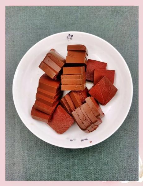 炒鸭血怎么做不腥_鸭血炒多久才嫩滑-第3张图片-山城妙识 炒鸭血怎么做不腥_鸭血炒多久才嫩滑-第3张图片-山城妙识