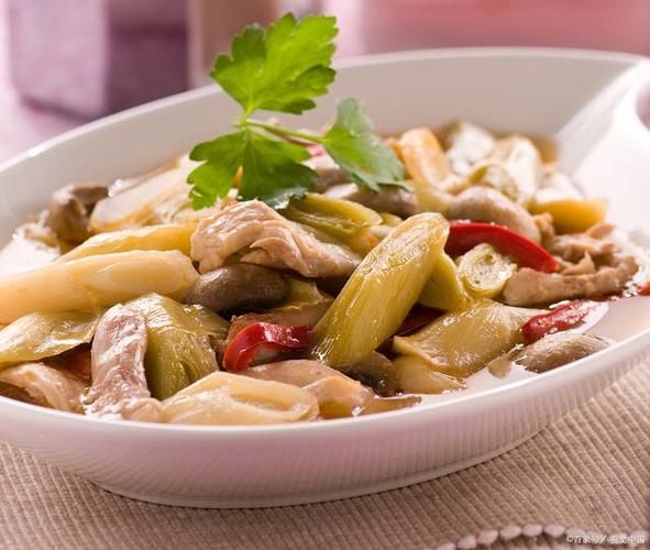 白油肚条烧莴笋怎么做_白油肚条烧莴笋的做法窍门-第3张图片-山城妙识 白油肚条烧莴笋怎么做_白油肚条烧莴笋的做法窍门-第3张图片-山城妙识