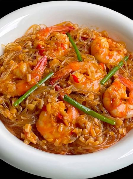 蒜蓉虾仁粉丝怎么做_蒜蓉虾仁粉丝用哪种粉丝最好-第2张图片-山城妙识