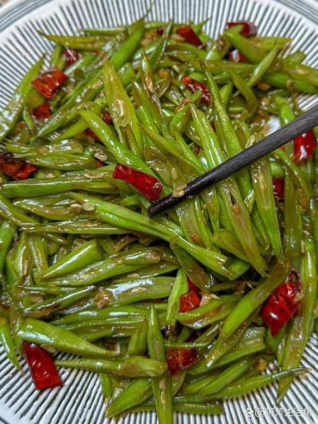 芸豆角怎么炒好吃_芸豆角焯水几分钟-第2张图片-山城妙识 芸豆角怎么炒好吃_芸豆角焯水几分钟-第2张图片-山城妙识