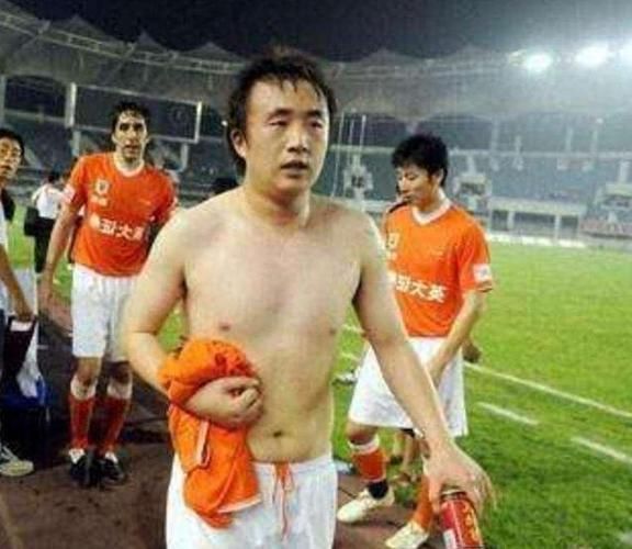 白斩鸡国足图片_国足身材争议真相-第3张图片-山城妙识 白斩鸡国足图片_国足身材争议真相-第3张图片-山城妙识