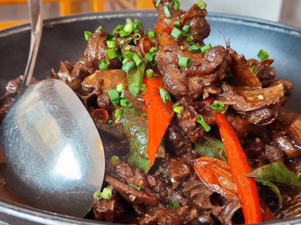 爆炒鸭子怎么炒最好吃_爆炒鸭子去腥技巧-第2张图片-山城妙识 爆炒鸭子怎么炒最好吃_爆炒鸭子去腥技巧-第2张图片-山城妙识