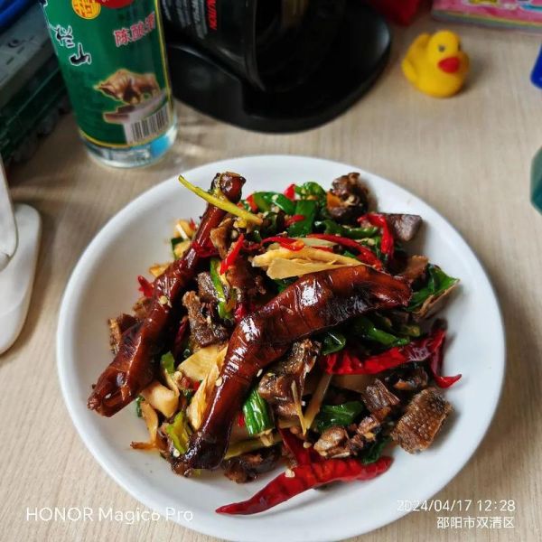 爆炒鸭子怎么炒最好吃_爆炒鸭子去腥技巧-第3张图片-山城妙识 爆炒鸭子怎么炒最好吃_爆炒鸭子去腥技巧-第3张图片-山城妙识