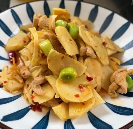 冬笋炒肉丝怎么炒好吃_冬笋炒肉丝用焯水吗-第2张图片-山城妙识 冬笋炒肉丝怎么炒好吃_冬笋炒肉丝用焯水吗-第2张图片-山城妙识