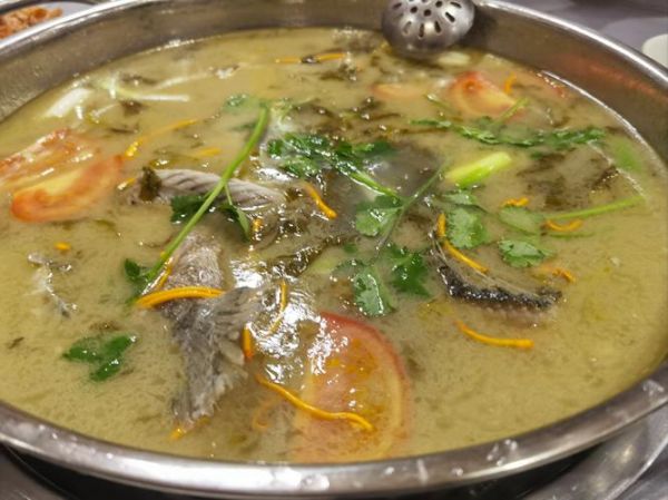 乌鱼汤的功效与作用_乌鱼汤怎么炖最营养-第2张图片-山城妙识 乌鱼汤的功效与作用_乌鱼汤怎么炖最营养-第2张图片-山城妙识