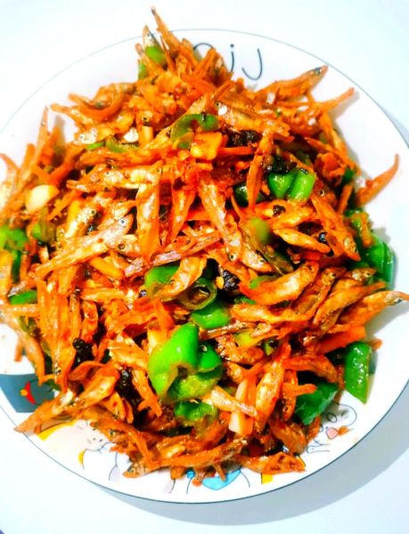 晒干的小鱼怎么做好吃_晒干的小鱼家常做法-第1张图片-山城妙识