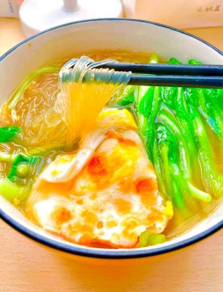 鸡蛋粉丝汤怎么做_鸡蛋粉丝汤的家常做法-第1张图片-山城妙识 鸡蛋粉丝汤怎么做_鸡蛋粉丝汤的家常做法-第1张图片-山城妙识