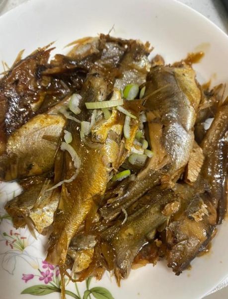 酱焖黄花鱼怎么做_酱焖黄花鱼的家常窍门-第1张图片-山城妙识 酱焖黄花鱼怎么做_酱焖黄花鱼的家常窍门-第1张图片-山城妙识